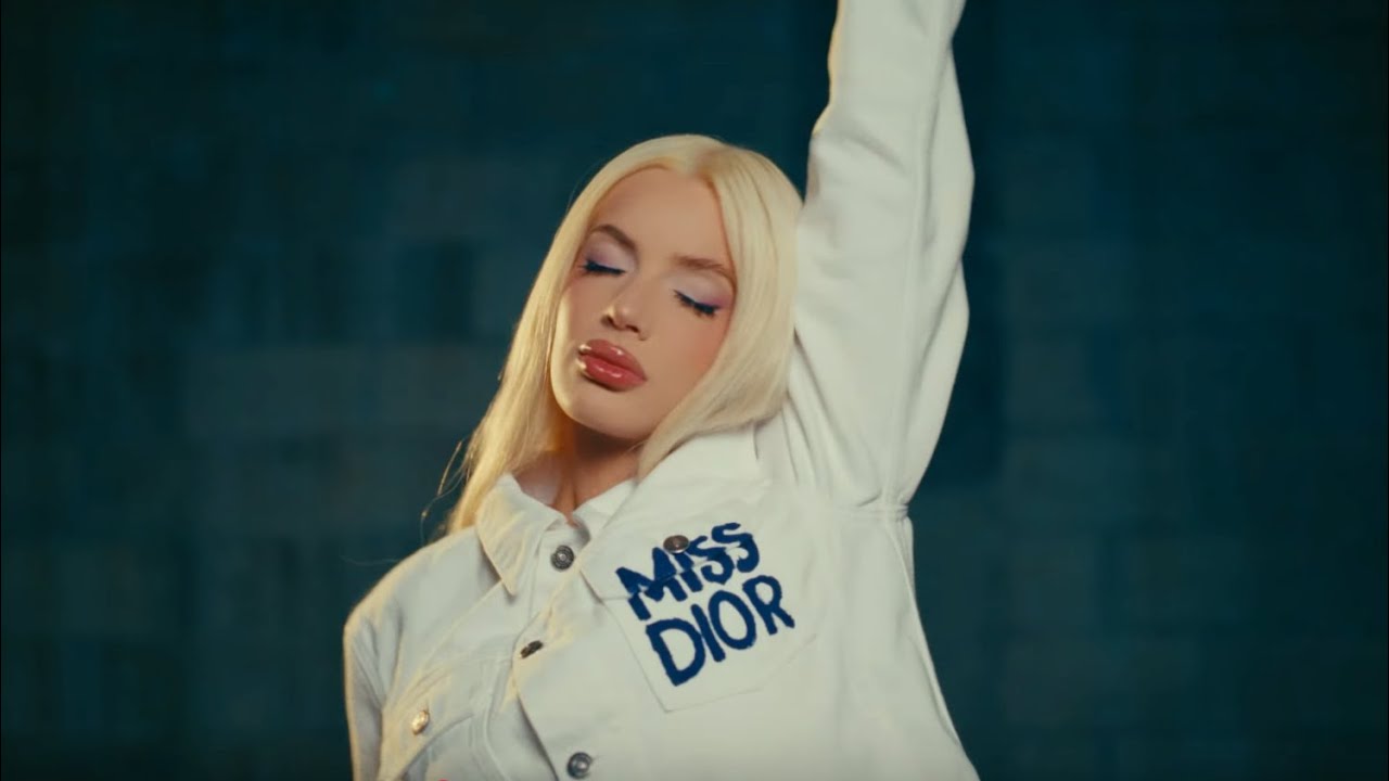 Edward Maya feat Majela – Sigo Aquí - Radio Stil Romania